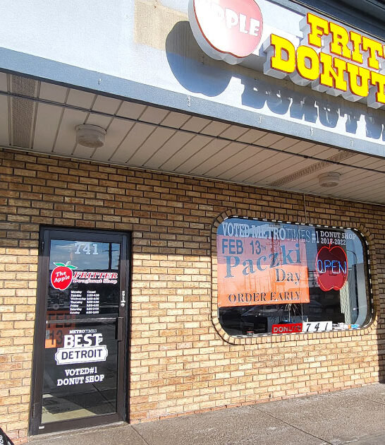 michigan bakeshop apple fritters ftr