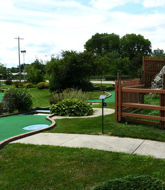 miniature golf course wisconsin ftr