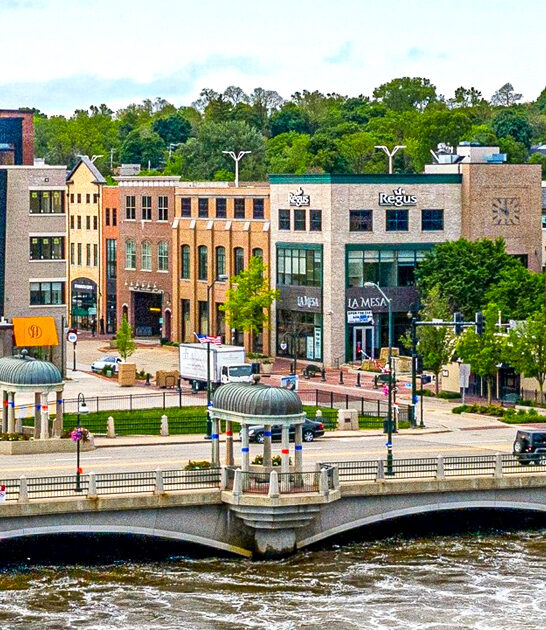 picturesque town illinois ftr