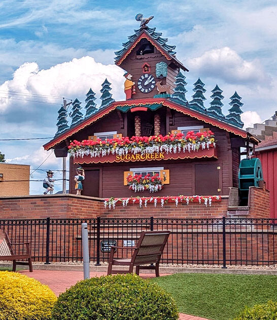 quirky giant clock ohio ftr