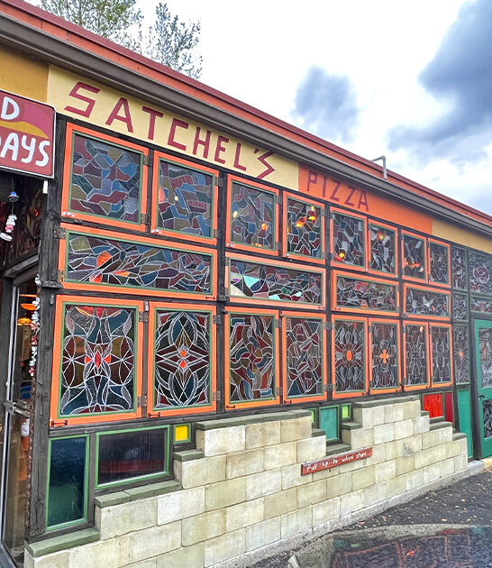 quirky pizza parlors florida ftr