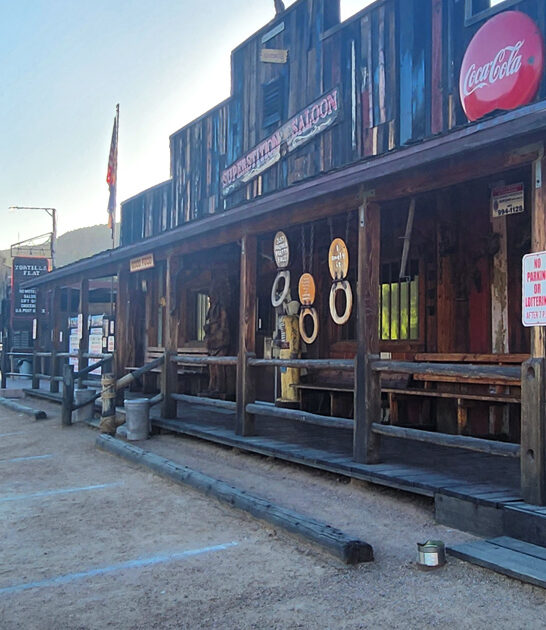quirky saloon arizona ftr
