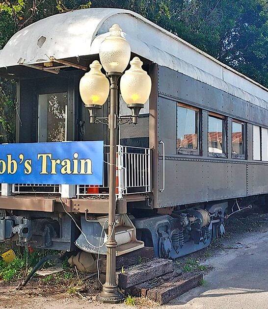 quirky themed restaurants florida ftr