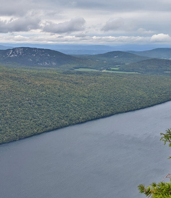 scenic hiking trail vermont FTR