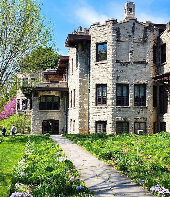 stunning michigan mansions ftr