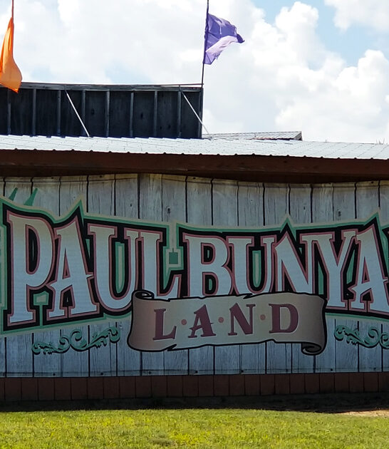 thrilling minnesota road trip FTR