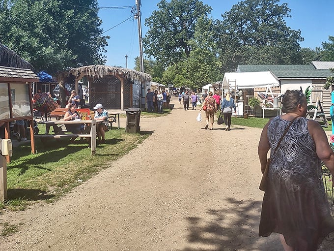 Welcome to wonderland! Shady Hollow Flea Market is where your grandma's attic meets Aladdin's cave, with a sprinkle of Minnesota nice.