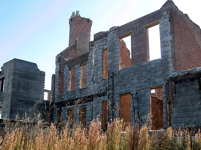 "Welcome to Dungeness Ruins": Crumbling walls whisper tales of Gilded Age opulence. This Georgia time capsule gives 'fixer-upper' a whole new meaning!