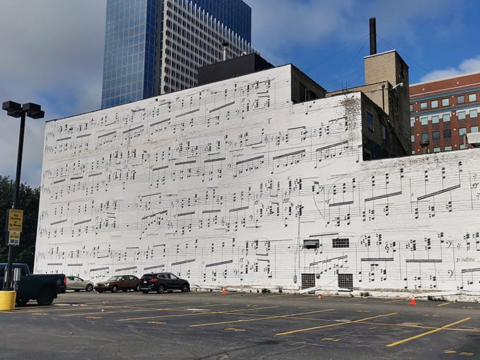 Who needs sheet music when you've got a whole building? This musical mural turns downtown Minneapolis into a symphony for the eyes.