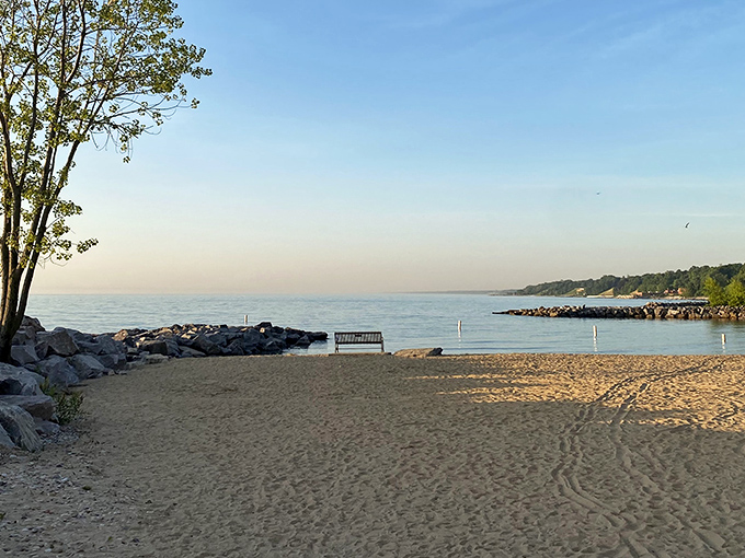 "Welcome to paradise!" Sunrise Park's golden sands and azure waters make you wonder if you've stumbled into a Caribbean postcard by mistake.