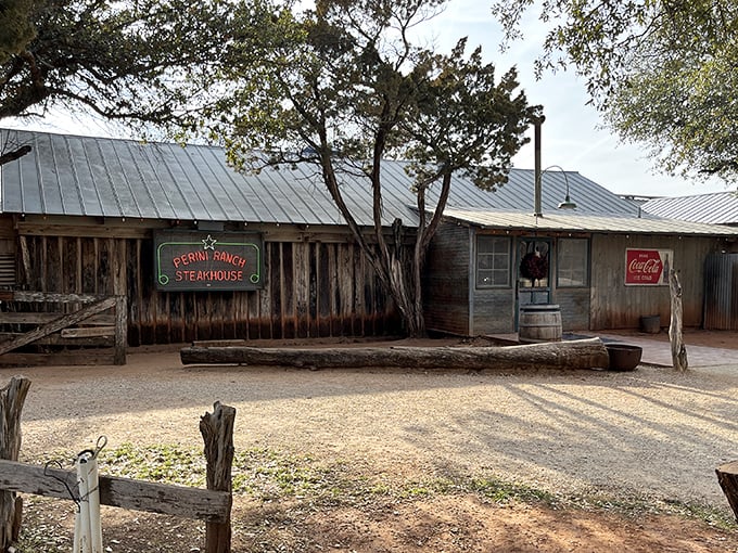 Welcome to beef paradise! Perini Ranch Steakhouse's rustic charm and patriotic flair promise a true Texas dining adventure.