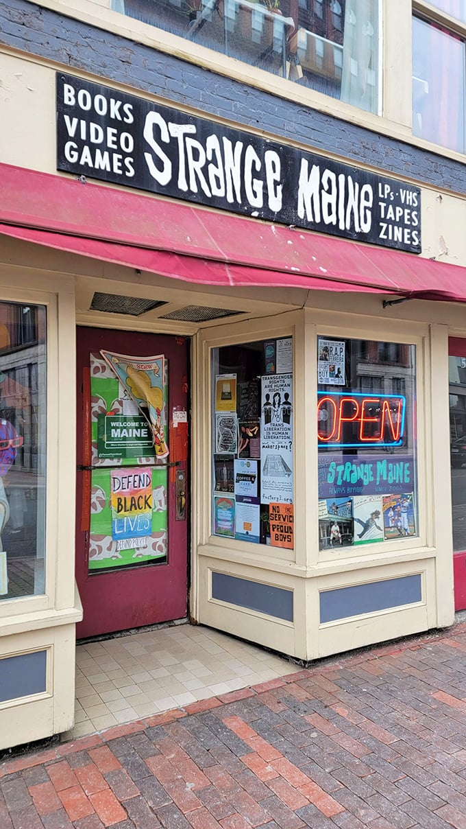 Step right up to the carnival of curiosities! Strange Maine's storefront is like a portal to a world where weird is wonderful and normal is just a setting on the washing machine.