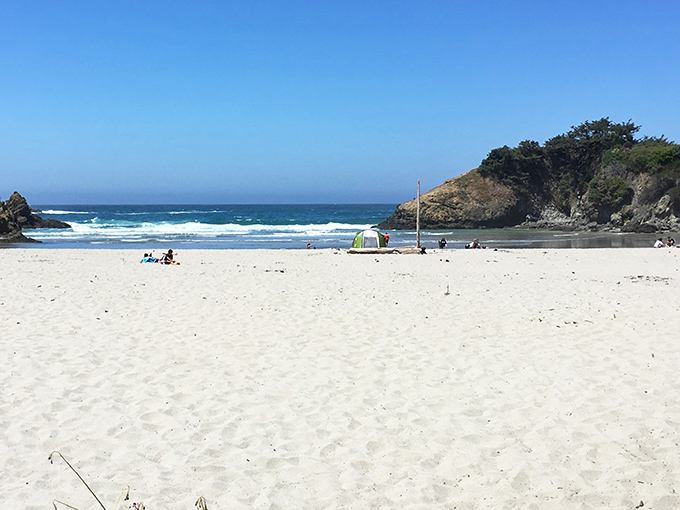 "Welcome to paradise!" This pristine stretch of sand is Mother Nature's way of saying, "Hey California, I've still got a few tricks up my sleeve!"