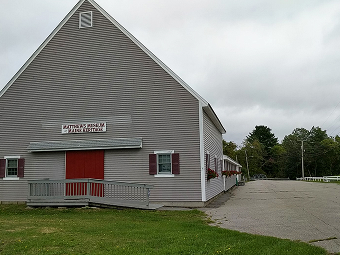 Barn-shaped time capsule alert! This unassuming exterior houses a treasure trove of Maine's rural past. Who knew history could look so cozy?