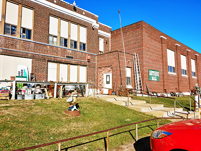 School's out forever, but the lessons in vintage charm are just beginning! This brick behemoth has traded textbooks for treasures, and the playground is now a paradise for antique enthusiasts.