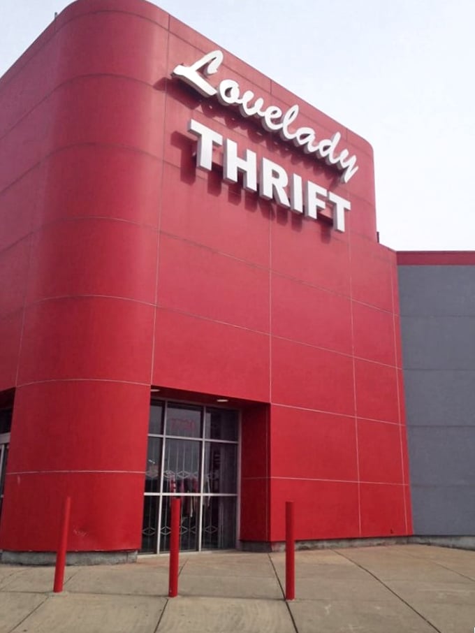 Welcome to Lovelady Thrift Store, where bargain hunting meets architectural intrigue! This red-and-white facade promises treasures within, like a modern-day Ali Baba's cave for the savvy shopper.