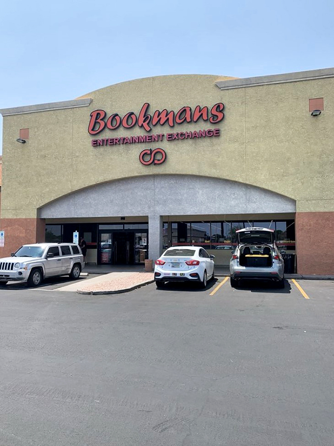 Welcome to Bookmans, where the Arizona sun meets literary fun! This desert oasis of knowledge beckons bookworms and pop culture enthusiasts alike.
