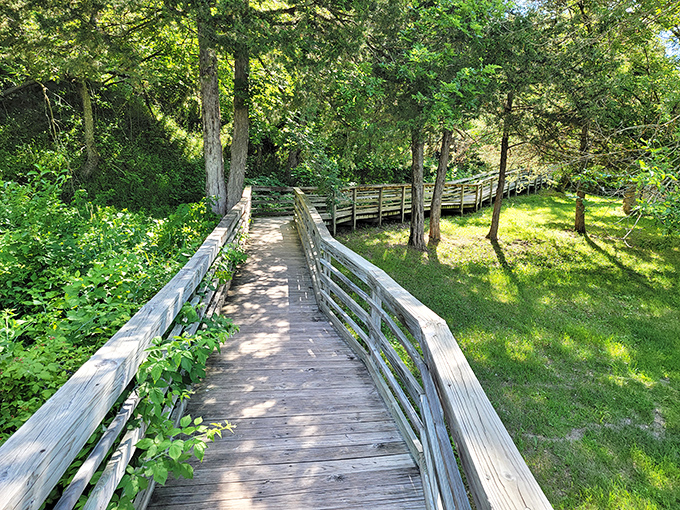 "Nature's own waterpark!" Smith Falls cascades down 70 feet of rocky cliff, creating a misty oasis that'll make you forget you're in Nebraska.