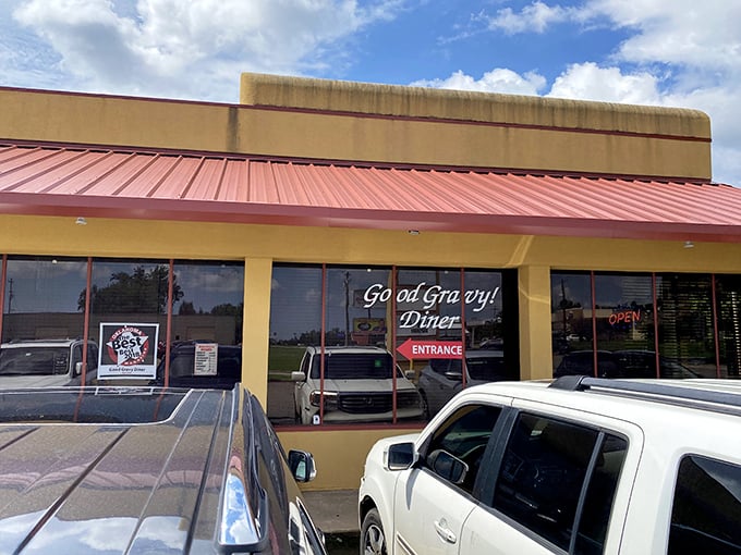 Welcome to gravy heaven! This unassuming exterior hides a treasure trove of comfort food that'll make your taste buds do a happy dance.