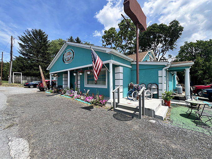 Welcome to Rossy's, where the exterior is as inviting as a warm hug from your favorite aunt. This turquoise gem promises comfort food that'll make your taste buds do a happy dance.