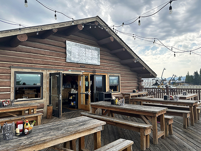 Log cabin meets culinary heaven! The Bird's rustic exterior promises a feast for both your eyes and taste buds.