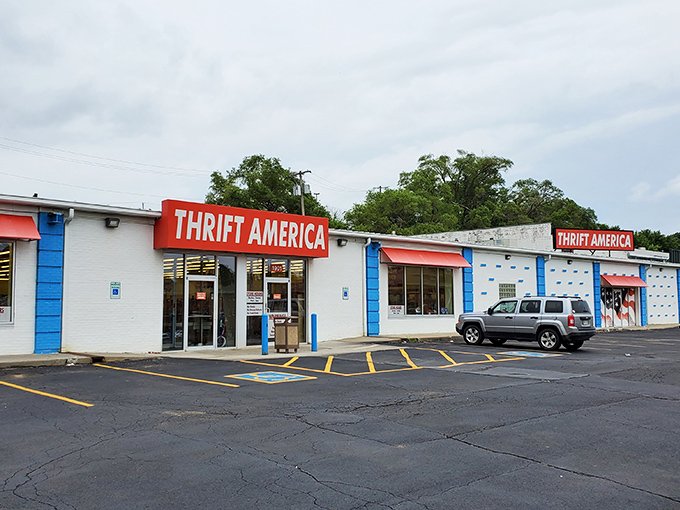 1. the enormous thrift store in nebraska that&rsquo;s almost too good to be true