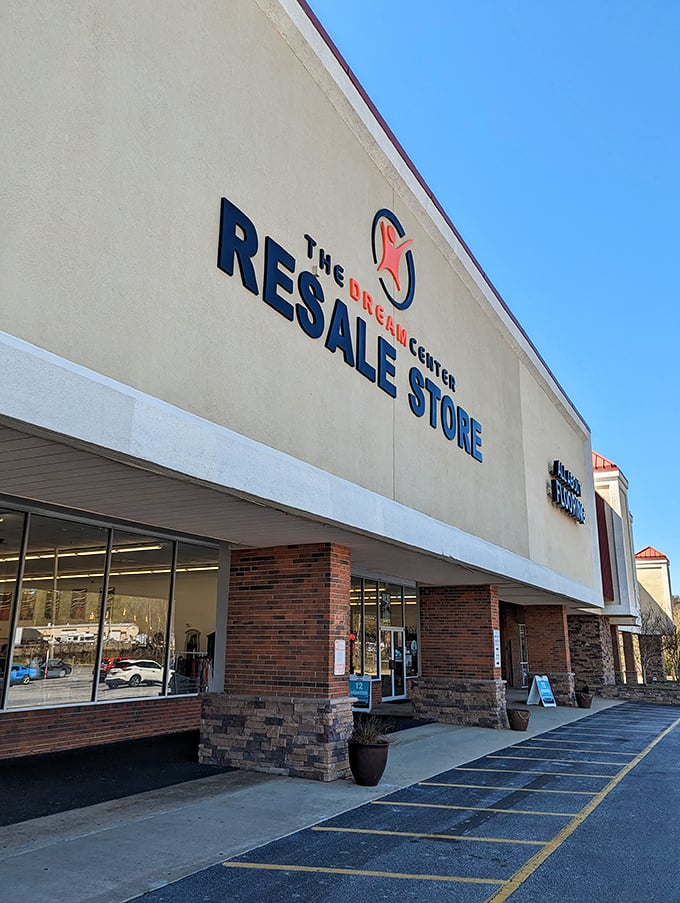 Welcome to bargain paradise! The Dream Center Resale Store's unassuming exterior hides a treasure trove of secondhand wonders waiting to be discovered.