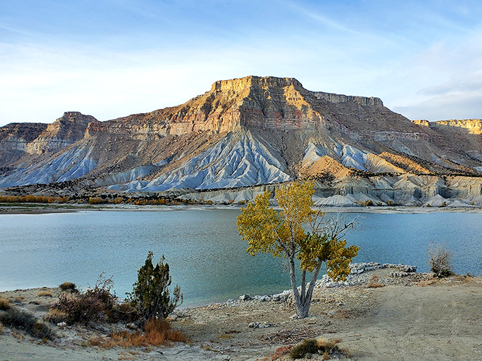 Who needs a Hollywood set when you've got this view? Millsite's reservoir puts on a show that would make even James Cameron jealous.