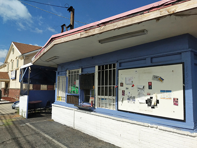 "Home cooking with a side of sass! Toni's Place isn't just specializing in gumbo &ndash; they're dishing out comfort by the ladle-full."