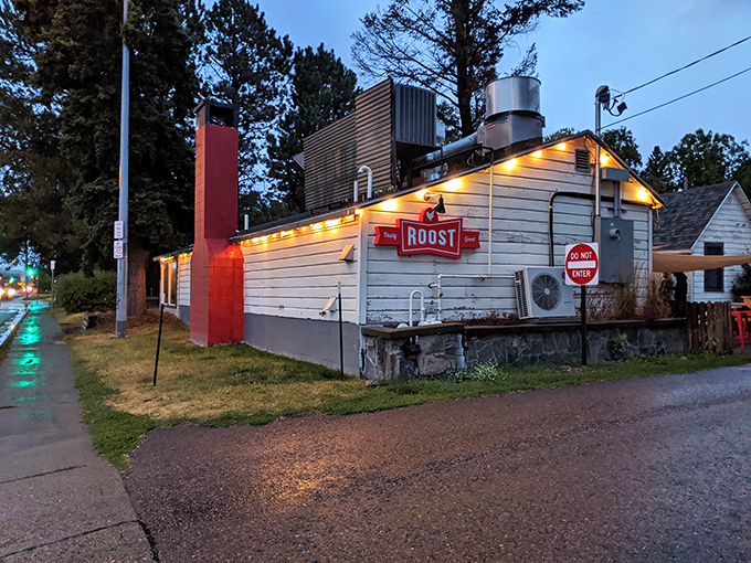 Welcome to chicken paradise! This unassuming shack holds more flavor than a country music festival's food court.