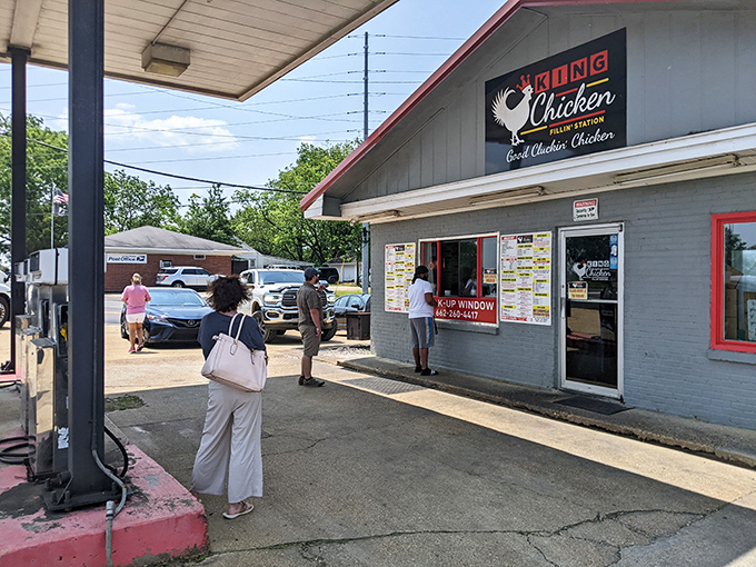 "Make Chicken Great Again?" At King Chicken, it never stopped being great! This no-frills exterior promises a flavor revolution inside.