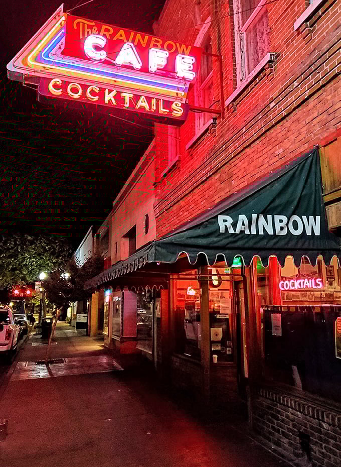 Step into a time machine disguised as a diner! The Rainbow Cafe's vintage charm will transport you faster than Doc Brown's DeLorean.