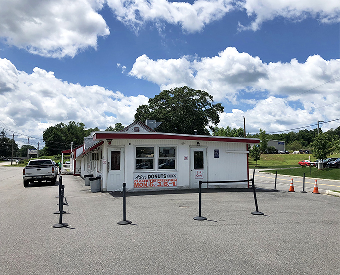 Welcome to donut paradise! Allie's modest exterior belies the sugary wonders within, like a delicious secret waiting to be discovered.