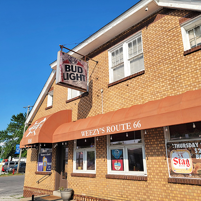 Welcome to Weezy's, where Route 66 meets your appetite! This brick beauty is like a time machine disguised as a diner.