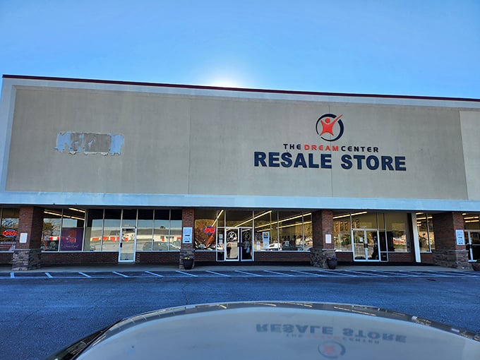 Welcome to bargain paradise! The Dream Center Resale Store's unassuming exterior hides a treasure trove of secondhand wonders waiting to be discovered.