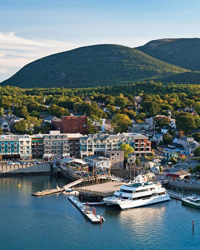 Welcome to Bar Harbor, where even the streets look like they're auditioning for a Norman Rockwell painting. This postcard-perfect scene might just make you forget about your inbox for a while.