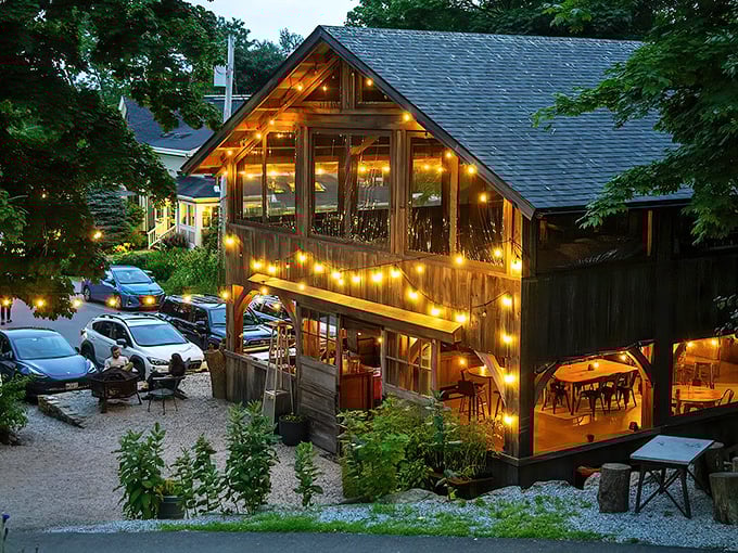Welcome to Primo, where rustic charm meets culinary magic! This weathered barn-turned-restaurant is like a foodie's treehouse for grown-ups.