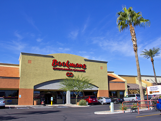 Welcome to Bookmans, where the Arizona sun meets literary fun! This desert oasis of knowledge beckons bookworms and pop culture enthusiasts alike.