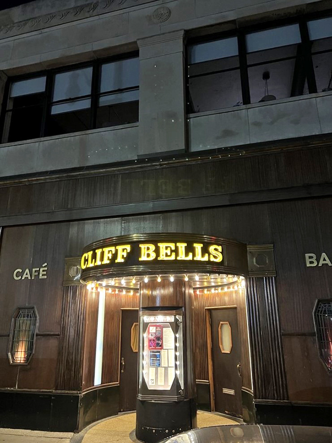 Step into a time warp! Cliff Bell's glowing marquee beckons you to leave the 21st century behind and dive into Detroit's jazziest hotspot.