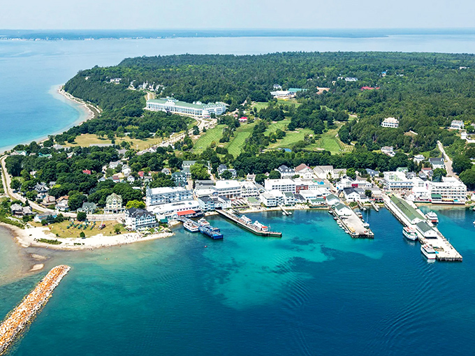 Step back in time! Mackinac Island's Main Street is a horse-drawn parade of nostalgia, where fudge shops and flower baskets compete for your attention.