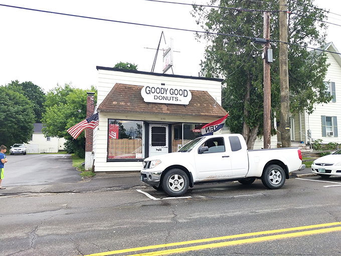 A slice of Americana with a side of sugar! Goody Good Donuts stands proud, its vintage sign a beacon for sweet-toothed pilgrims.