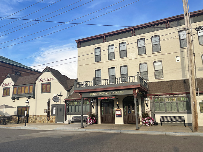 A slice of Americana, served with a side of charm! Schuler's Restaurant & Pub stands proud, inviting you to step back in time and indulge in timeless flavors.