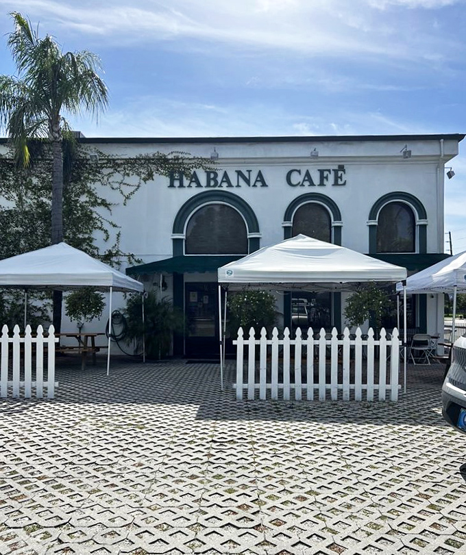 A slice of Havana in the Sunshine State! Habana Café's charming exterior promises a Cuban adventure without the need for a passport.