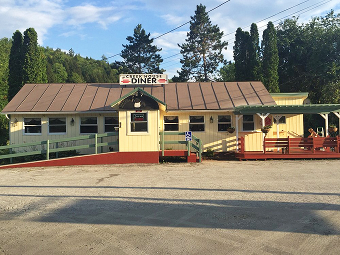 Welcome to breakfast paradise! The Creek House Diner's charming exterior promises a feast for both the eyes and the stomach.