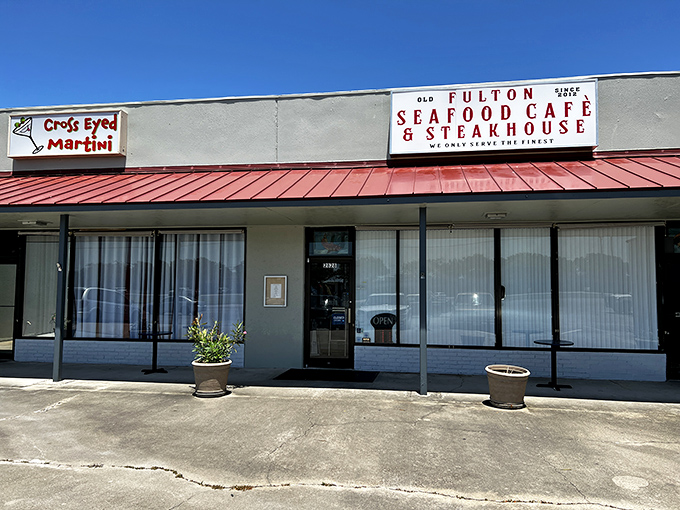 Unassuming exterior, extraordinary flavors! Old Fulton Seafood Cafe & Deli might not win any beauty pageants, but it's what's inside that counts.