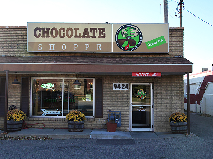 Welcome to chocolate heaven! Droolin' Moose's storefront is like a beacon of sweetness, calling all candy lovers home.