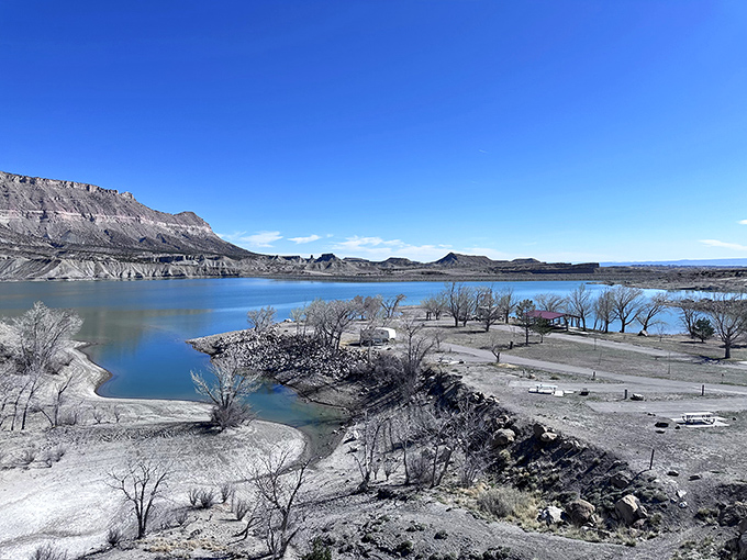Who needs a Hollywood set when you've got this view? Millsite's reservoir puts on a show that would make even James Cameron jealous.