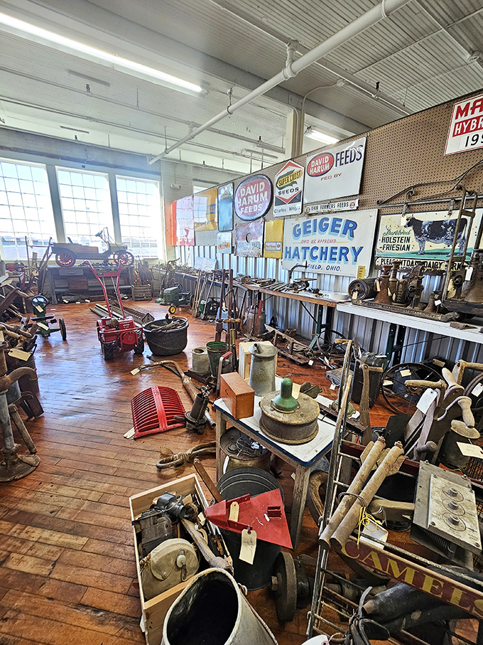 They don't make 'em like they used to! These vintage tools are a handyman's dream and a hipster's Instagram goldmine.