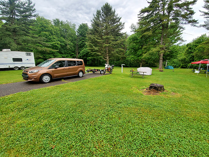 Home away from home: Camping at Jefferson Lake - where "roughing it" means forgetting to pack your favorite pillow. Pure outdoor luxury!