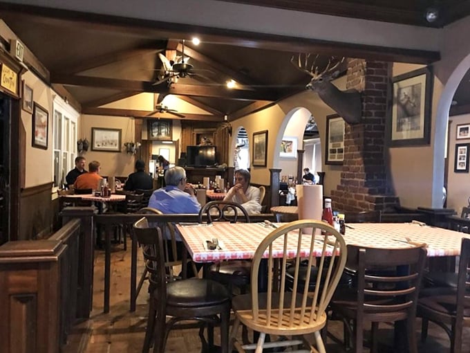 At Doe's, strangers become friends over shared love of great steak. It's like a support group for carnivores, but with better refreshments.